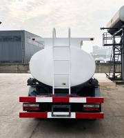 China 4X2 100-200L Max Torque 500Nm 4-6L 5-10T Fuel Oil Tanker Truck Transport Vehicle for sale