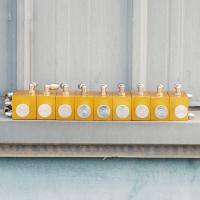 China Precision Pneumatic Combination Switch Control Block with Enhanced Safety Features and Working Voltage for sale