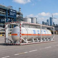 China 28000 Liters 30FT ISO Tank Container High Capacity for 98 Industrial Nitric Acid Storage & Transportation for sale