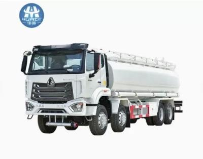 China Long Distance 8x4 Diesel Fuel Oil Tanker Truck, 4-6 Cubic Meter Tank, 10-15 Ton Freight Transport Vehicle for sale