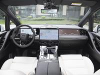 China GAC M8 Trumpchi Car MPV Fast Electric New Energy Vehicle 180Km/h for sale
