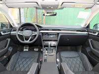 China Inventory FAW Volkswagen CC Car 380TSI Brilliant Edition 2.0T 220PS Hatchback Used Car Petrol Luxury for sale