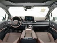 China ToyoTa Gravia Hybrid Electric SUV MPV 2.5L Premium Edition With Left Steering for sale