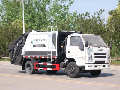China 300L 6 Cubic Meter Compression Garbage Truck With Hydraulic Transmission System for sale