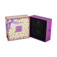 China 2mm Candle Paperboard Packaging Box With Ribbon Bow Ribbon Handle for sale