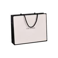 China Reusable Paper Packaging Bags 190gsm Artpaper SBS Paper Material for sale
