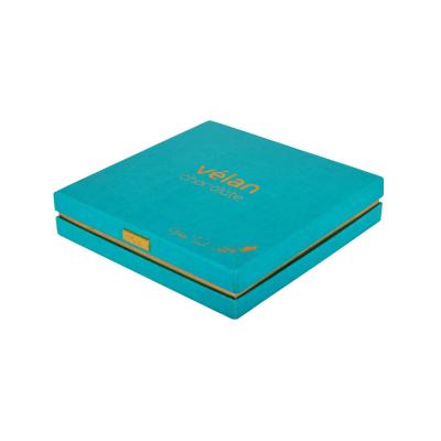 China 2mm Paperboard Chocolate Paper Boxes With Gold Hot Foil Stampping for sale