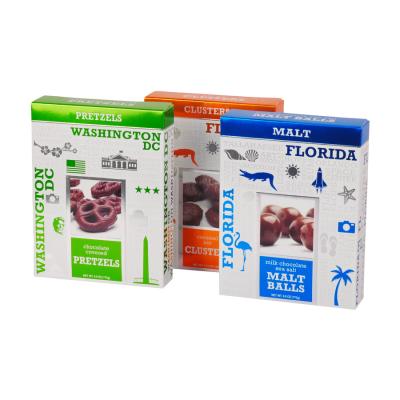 China Luxury Packaging Chocolate Paper Boxes 0.45mm Thickness With Silver Logo for sale