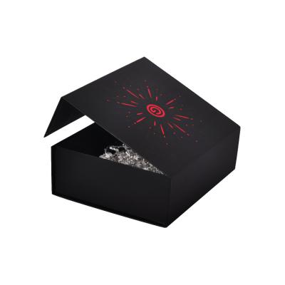 China Customized Black Clothing Cardboard Box Biodegradable With Raffia for sale