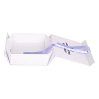 China Sturdy White Foldable Paper Magnetic Gift Boxes Packaging Product With Ribbon for sale