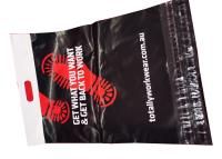 China Smooth Surface Returnable Poly Mailer Bags with durable handle for sale