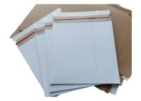 China Durable 600gsm Eco Friendly Rigid Mailers Kraft Stay Flat Mailers for sale