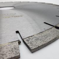 China 350mm Sandstone Diamond Saw Blade Cutter Disc for Lava Volcanic Stone Cutting in Mexico for sale