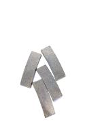 China Fast Cutting and Long Lifespan 40mm Oman Desert Yellow Marble Linxing Diamond Segment for sale