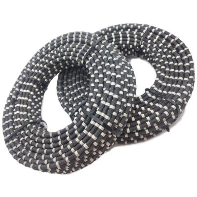 China Long Lifespan Diamond Wire 12.0 MM* 40 Rubber Coated for Granite Quarry Rock Cutting for sale