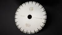 China Customized Support Diamond Cutting Tools for 250MM-900MM Diameter Sandstone Saw Blade for sale
