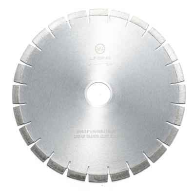 China Customized A Grade Segments 350mm Diamond Tools for Granite Cutting Circular Saw Blade for sale