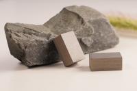 China Flat Shape Indonesia Sandstone Segment 24*9*15mm Single Disc Sandstone Cutter Tips Sandwich Layer Segment for sale
