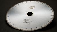 China Cutting Quartz Slabs Crystal Quartzite Diamond Circular Saw Blade 350mm 400mm A A- B for sale