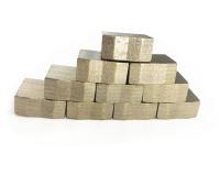 China Diamond Saw Blade Disc Cutter Tip for Basalt Granite Sandstone Segment 24*6.6/7.4*15mm for sale