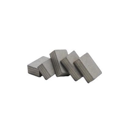 China Sandwich Layer Segment Sandstone Stone Diamond Tips for Single Blade Machine 1200mm for sale