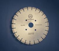 China 350MM-800MM Bridge Saw Blades for Cutting Granite and Marble Material in American Market for sale