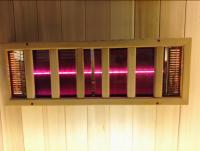 China Luxury 1 Person Far Infrared Sauna with Full Spectrum Heater 8mm Tempered Glass for sale