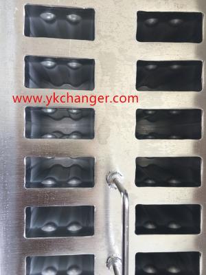 China Baby popsicle molds ice cream molds BPA free mini popsicle molds mini pop molds 45ml ice lolly moulds with stick holder for sale