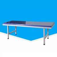 China Anti Noise Rubber Hospital Examination Couch 1900x600mm Durable Medical Massage Bed 150kg Load for sale