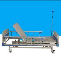 China Stable Performance Manual Hospital Bed, 3 Functions 3 Cranks For Icu Paitient for sale