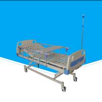China Stable Performance Manual Hospital Bed, 3 Functions 3 Cranks For Icu Paitient for sale