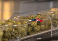 China Multihead Weigher Packing Machine for Whole Olives Chopped Olives Packaging System Traysealer for sale