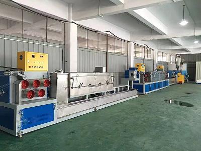 China PET Strap Making Machine 0.6-1.2mm 45KW for 100% Recycled Bottle Flakes for sale
