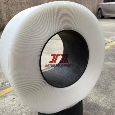 China PP Plastic Strapping Band 5-19mm Width 0.4-1.2mm Thickness High Strength Packing Belt for sale