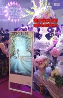China Portable foldable Alone Standing 49 inch TFT LCD LED wifi network Android signage Menu board Poster AD touchscreen kiosk for sale