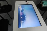 China touchscreen table 32