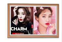 China Wall 43 Inch Wooden Frame Screen 4K Display For Video Photo Multimedia Loop Player for sale