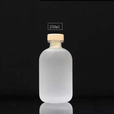 China 250ml 375ml Empty Wooden Cork Whisky Brandy Spirit Wine Vodka Liquor Glass Bottles for sale