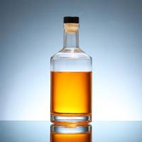 China 500ml/650ml/700ml/750ml/800ml/Custom Glass Whisky Bottle for Vodka Gin and Fruit Wine for sale