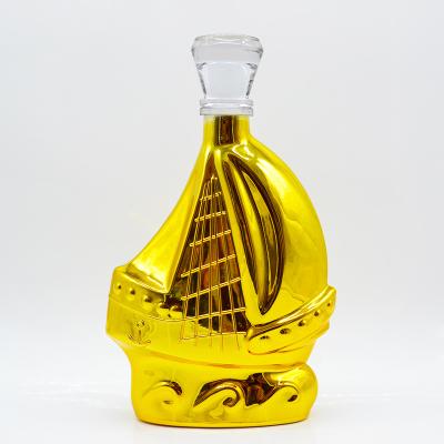 China Highly OEM/ODM Customized 1000ml Clear Glass Bottles for Brandy Whisky Liquor Packaging for sale