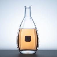 China OEM/ODM Acceptable Super Flint Material Glass Bottle for Custom Made Liquor for sale