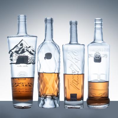 China 375ml 500ml 700ml 750ml 1000ml Gin Whiskey Glass Bottles for Vodka Screen Printing for sale