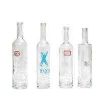 China Super Flint Glass Material Custom 700ml Liquor Wine Gin Whisky Vodka Spirits Glass Bottle with Cork Lid for sale