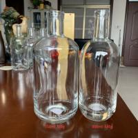 China Empty Whisky Alcohol Spirit Wine Gin Glass Vodka Bottle 500ml 700ml 750ml with CIF Terms for sale