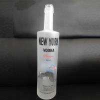 China Glass Body Empty Cylinder Spirit 750ml Whisky Vodka Liquor Bottle Frosting 700ml 500ml for sale