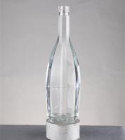 China Industrial Beverage 250ml 500ml 750ml Flat Whisky Bottle Glass with Screw Cap for sale