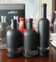 China Private laber 750ml Black Glass Wine Bottles for wine/oil/whisky in Carton Packaging for sale