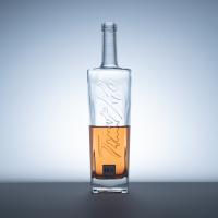 China 1 Litre Whiskey Glass Vodka Bottle Empty Spirit Bottle 375ml 500ml 750ml with Cork Lid for sale