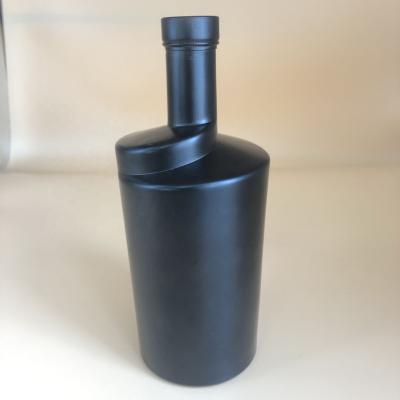 China Matte Black Gin Honey Alcoholic Beverage Champagne Bottle Glass 250ml 375ml 1000ml for sale