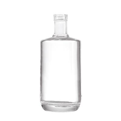 China Transparent 750ml Glass Bottle for Juice Spirit Vodka Rum Custom Design Acceptable for sale
